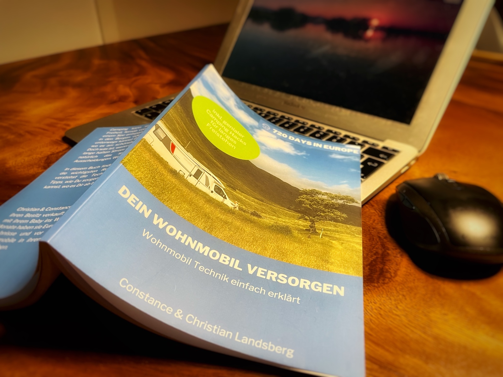 Unser Buch ist da! • 720 Days in Europe